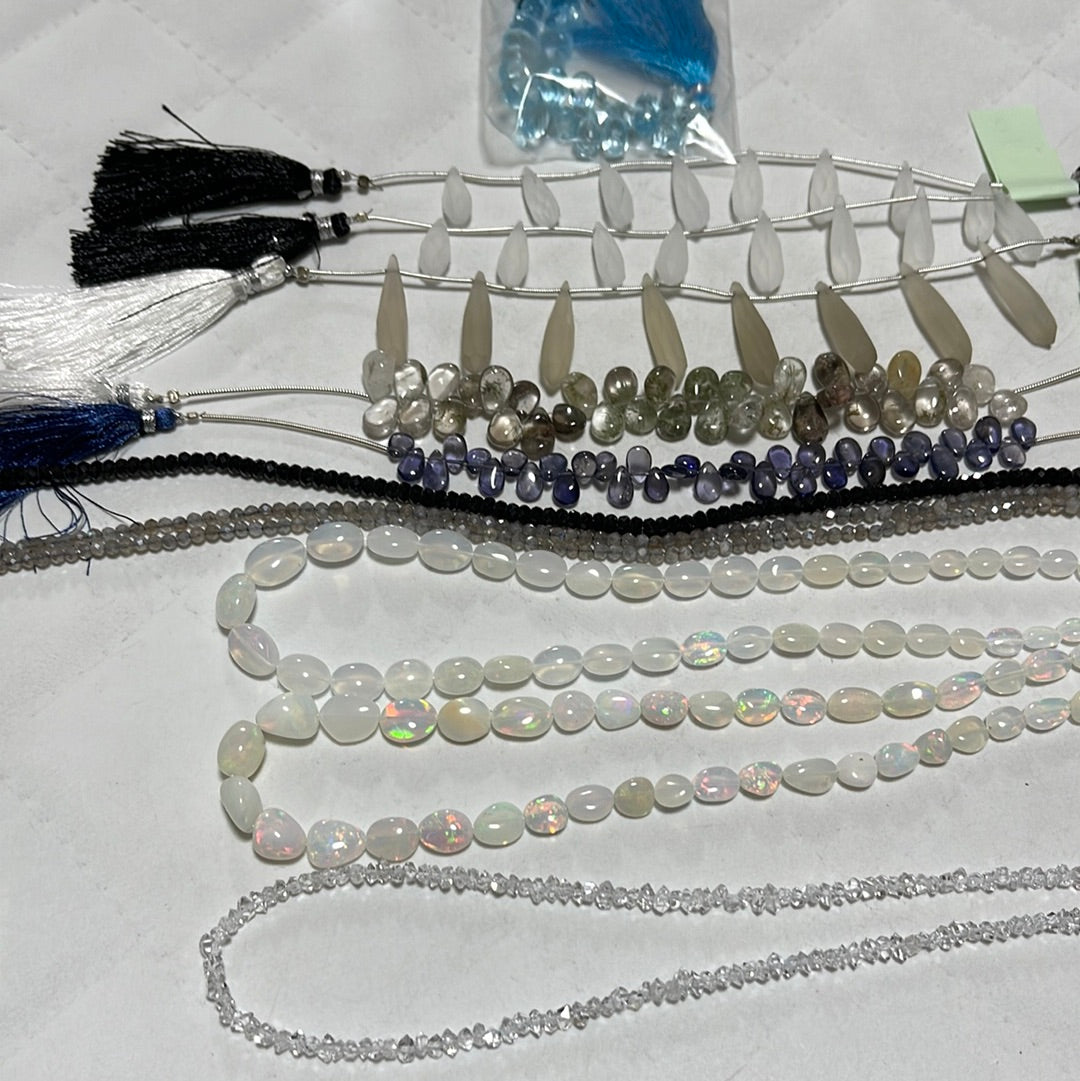 susaさん 1113 天然石ビーズ – MIKI BEADS